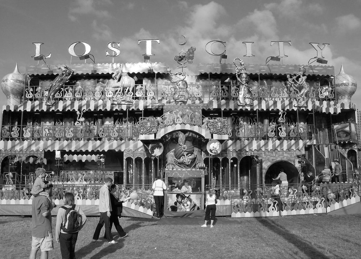 80 Fun House Facades – DC's