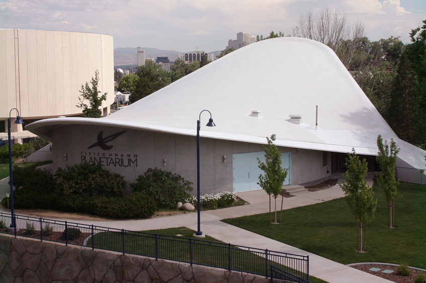 77 planetariums – DC's